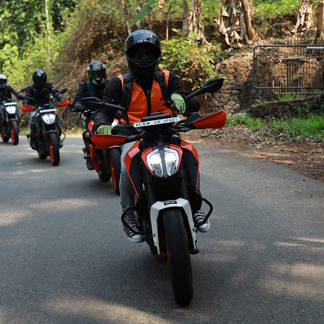 KTM PRO-XP- Learn From Experts, Enhance Your Riding Skills.