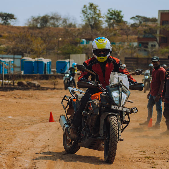 KTM PRO-XP- Learn From Experts, Enhance Your Riding Skills.